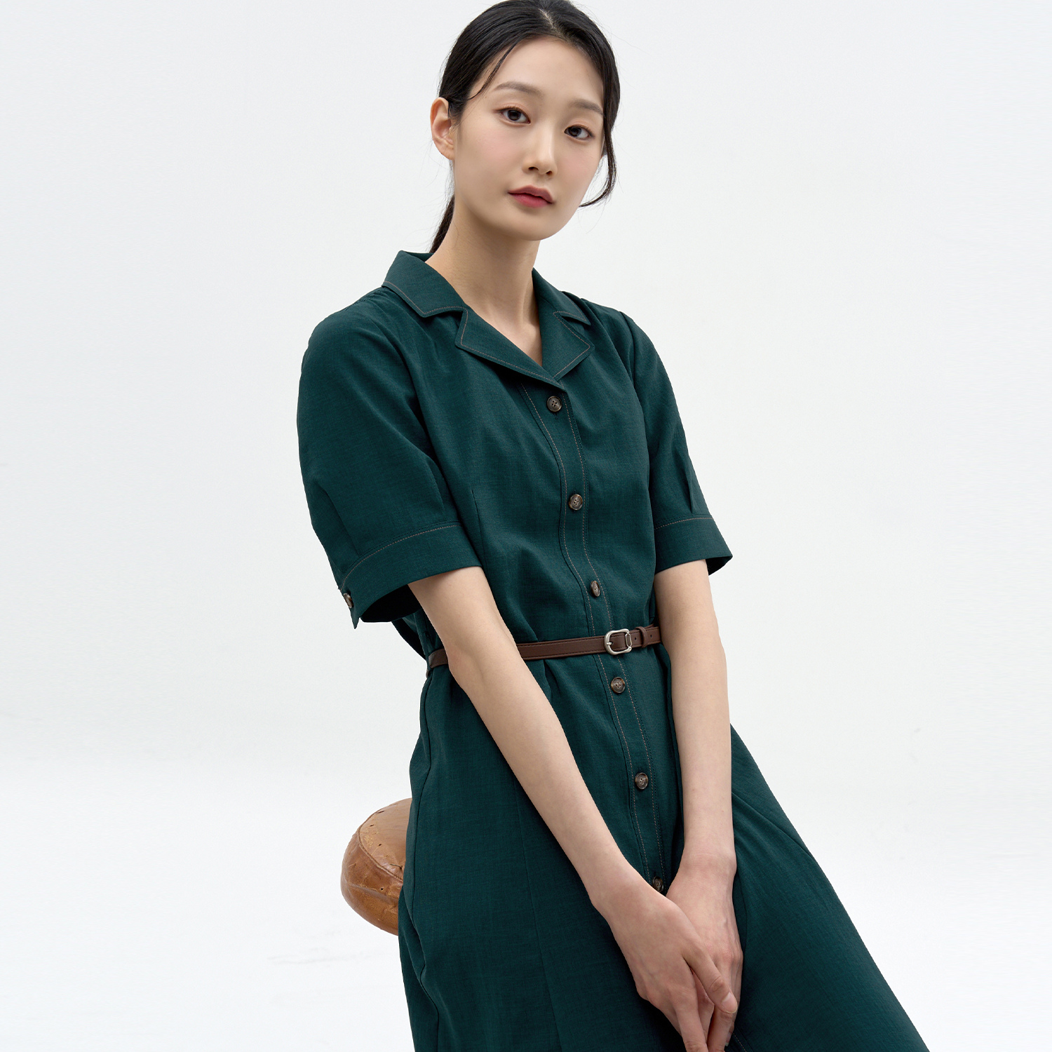 [지센] 수입소재 카라 포인트 원피스 LFOPN406_DE - 현대Hmall